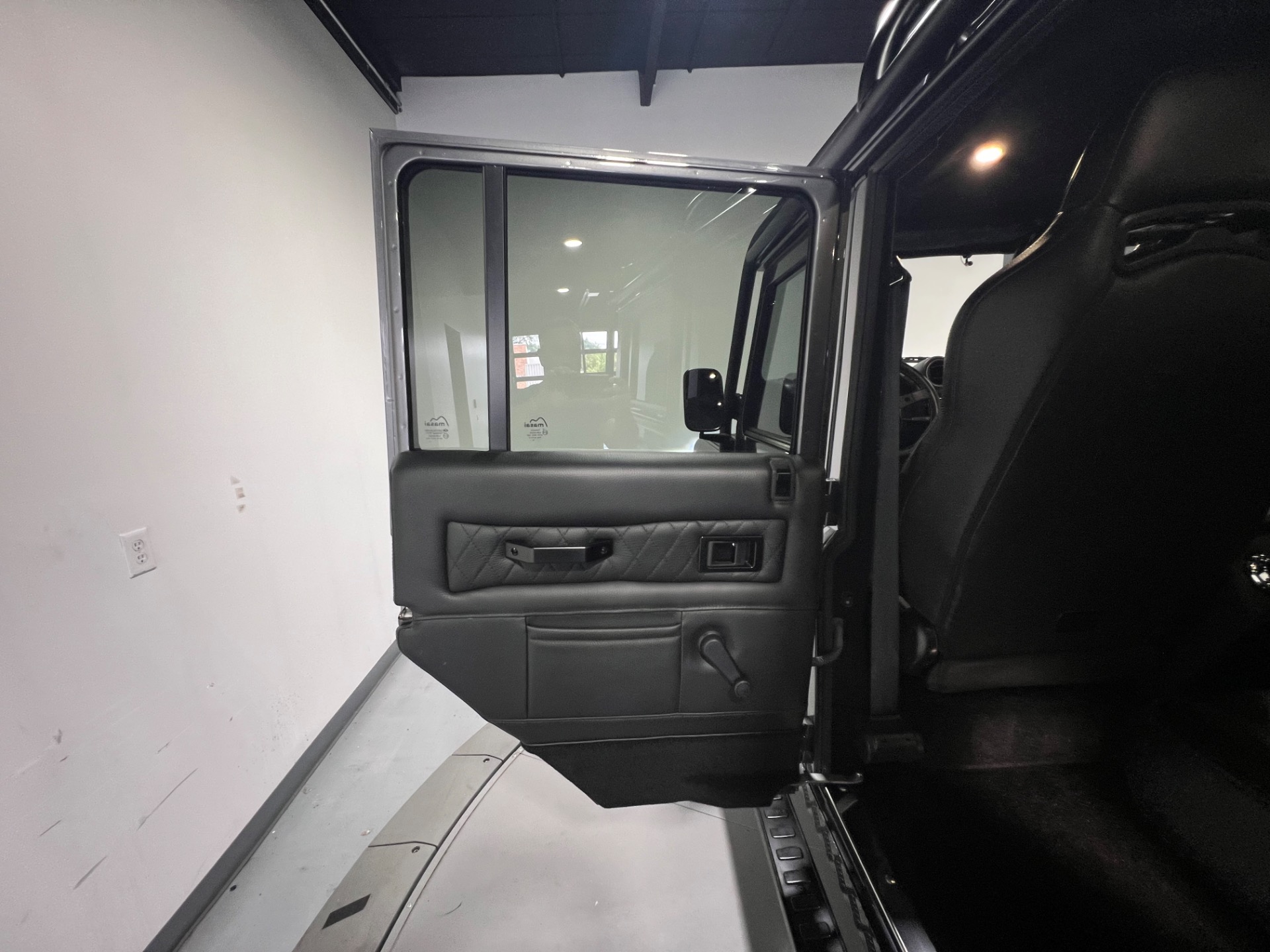 Used 1988 BONATTI GREY GLOSS LAND ROVER ECD AUTOMOTIVE DESIGN CUSTOM ...