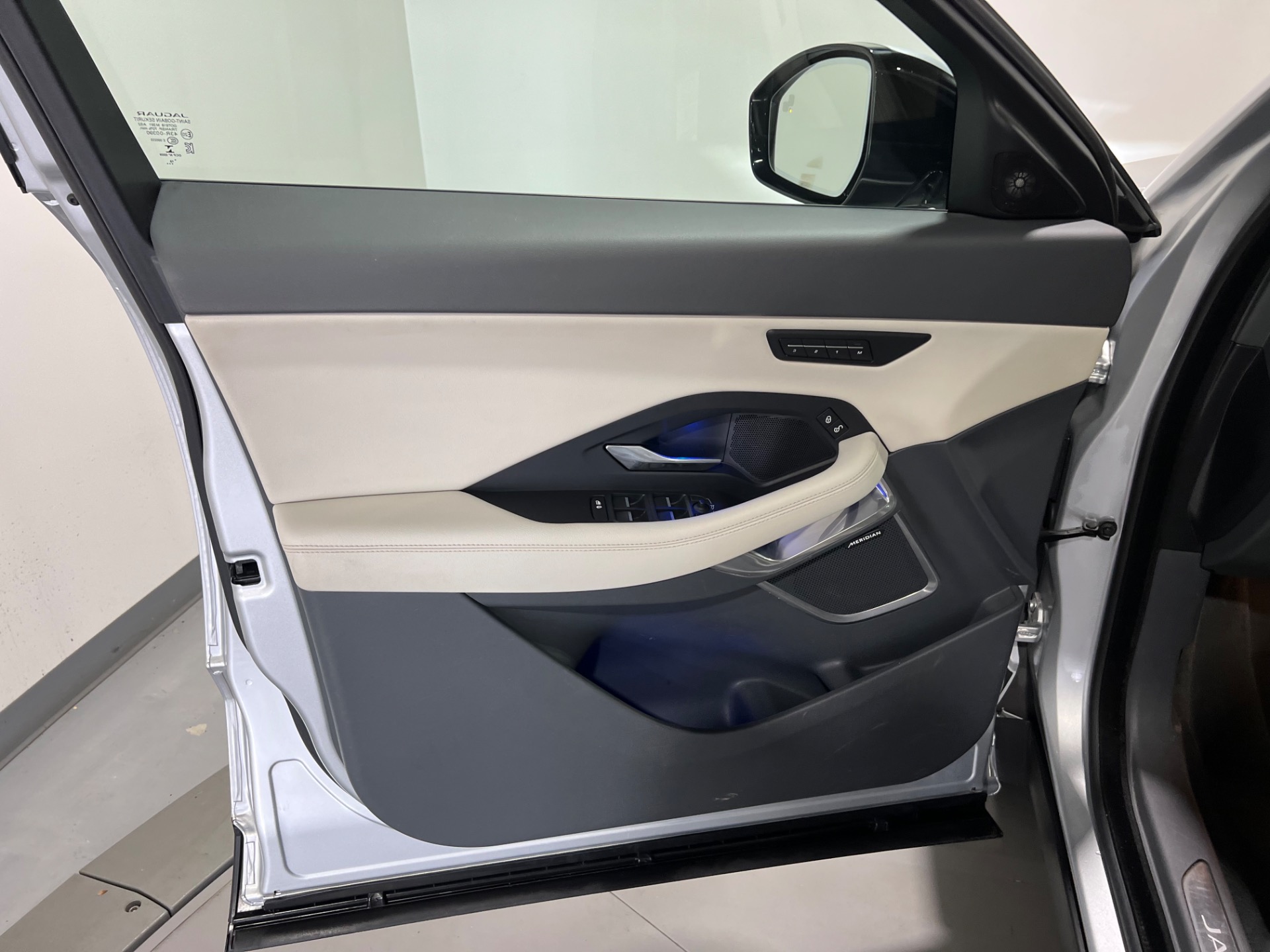 Used 2020 Indus Silver Metallic Jaguar E-PACE AWD P250 SE For Sale ...