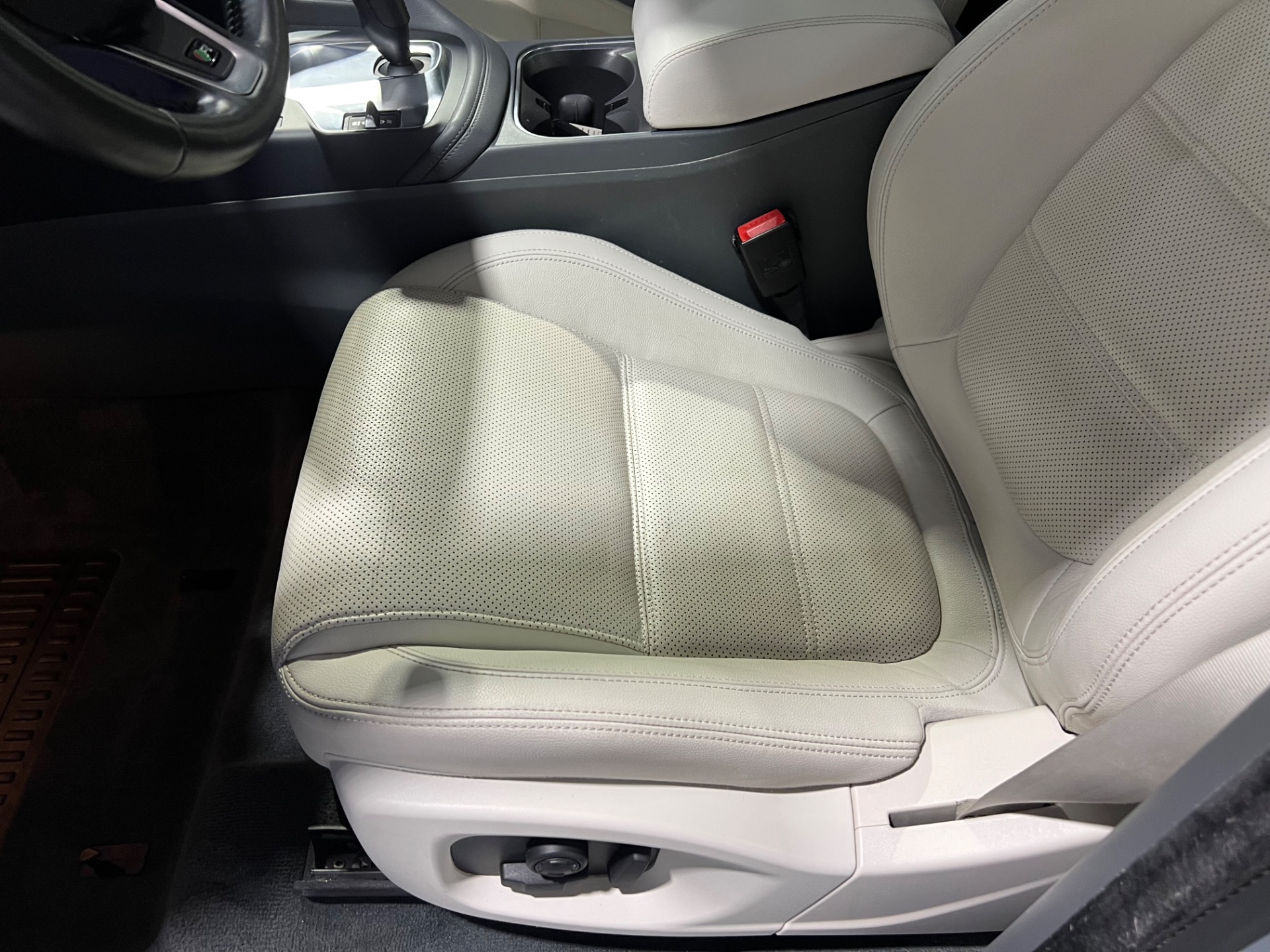 Used 2020 Indus Silver Metallic Jaguar E-PACE AWD P250 SE For Sale ...
