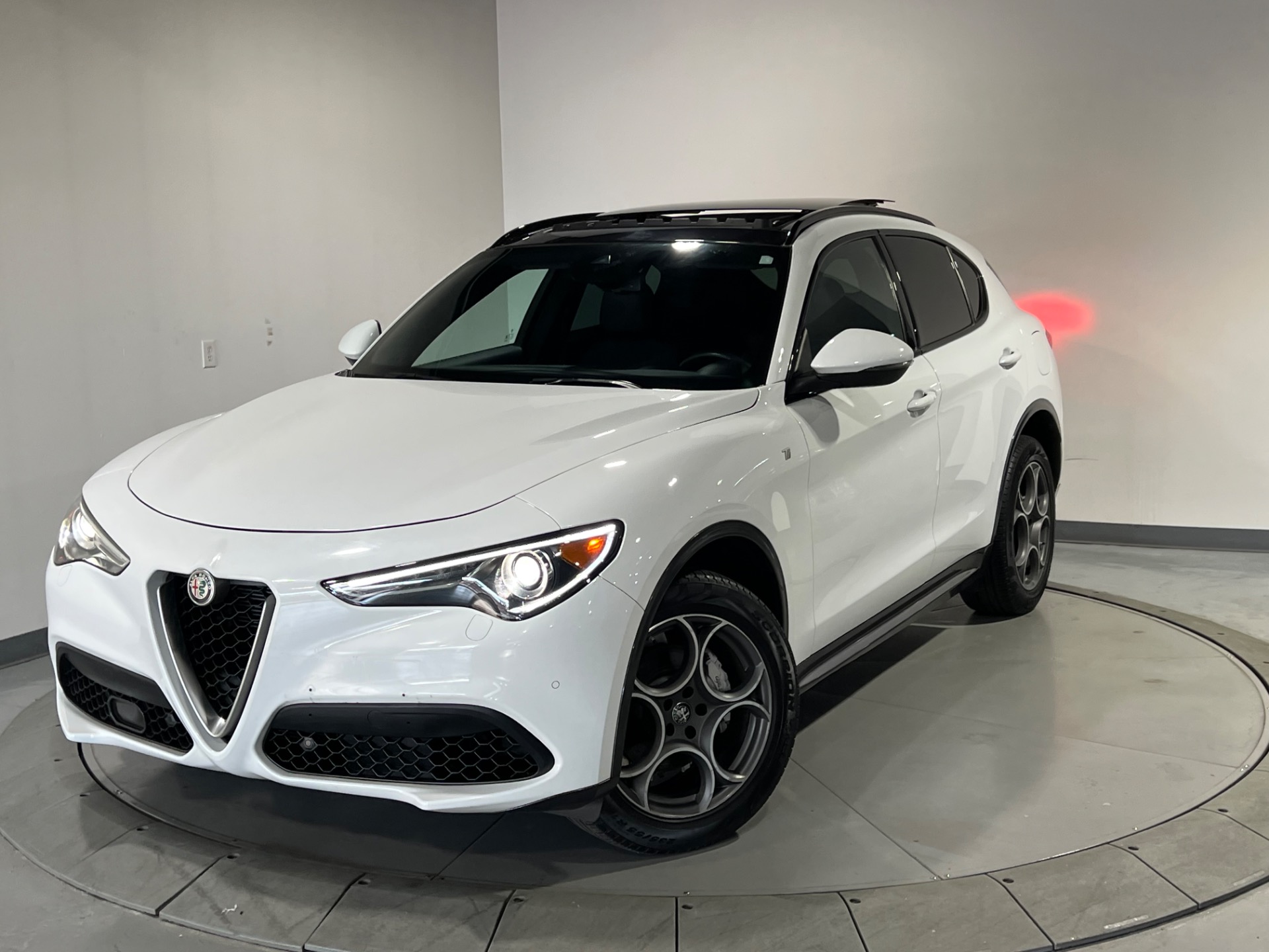 Alfa Romeo Used Car Inventory Michigan