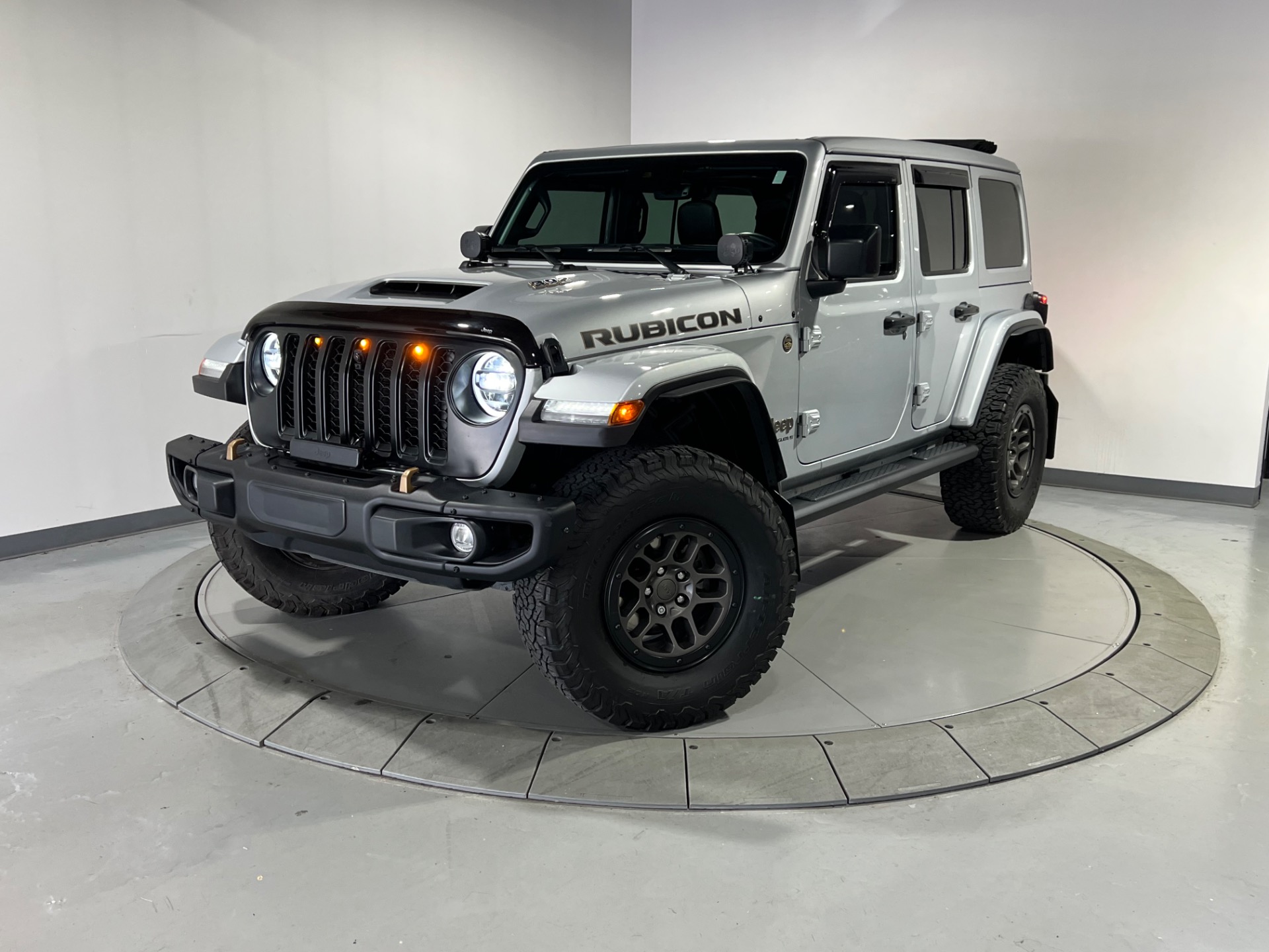 Used 2023 Silver Zynith Clear Coat Jeep Wrangler RUBICON 392 V8 4DR SUV ...