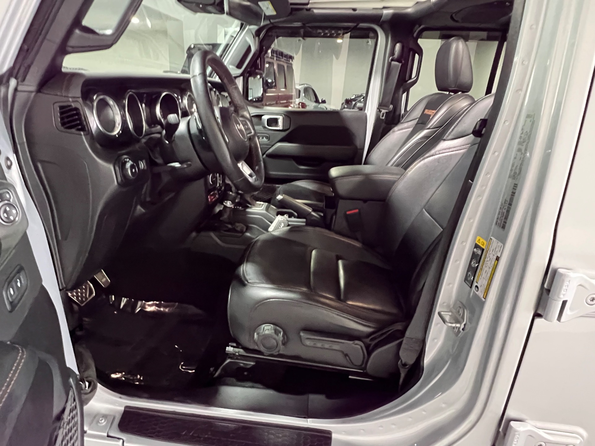 Used 2023 Silver Zynith Clear Coat Jeep Wrangler RUBICON 392 V8 4DR SUV ...