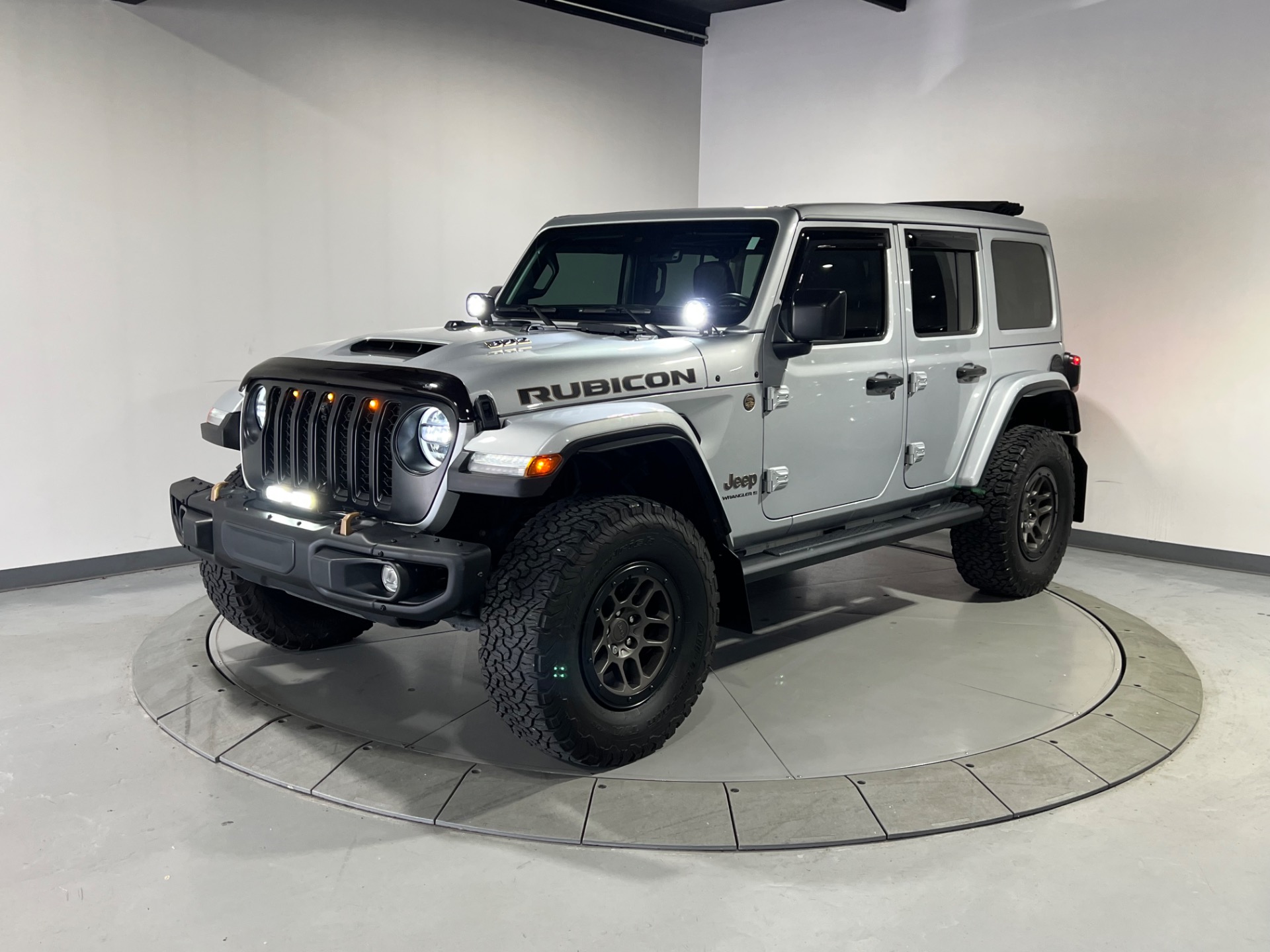 Used 2023 Silver Zynith Clear Coat Jeep Wrangler RUBICON 392 V8 4DR SUV ...