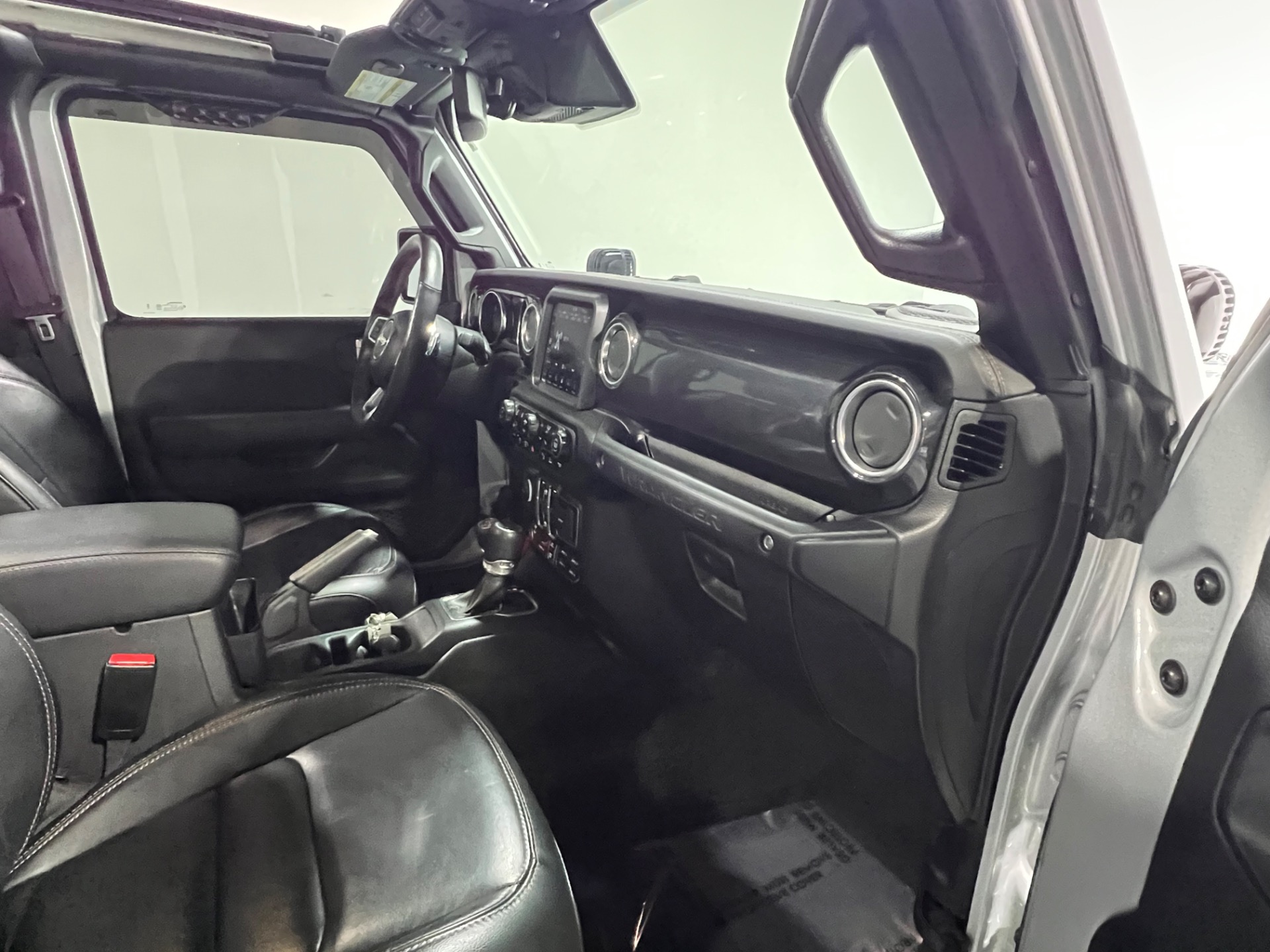 Used 2023 Silver Zynith Clear Coat Jeep Wrangler RUBICON 392 V8 4DR SUV ...