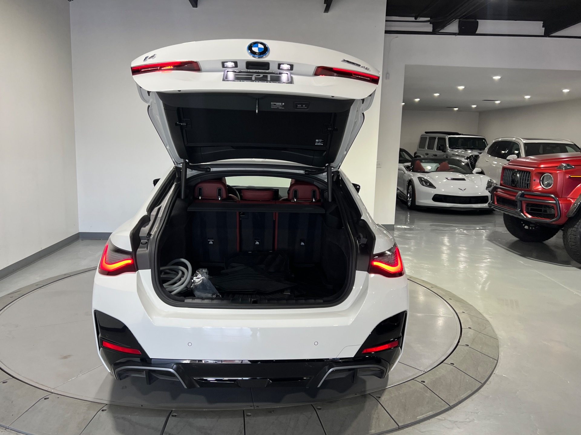 Used 2025 Alpine White BMW i4 xDrive 40 Gran Coupe M-Sport Pkg AWD ...