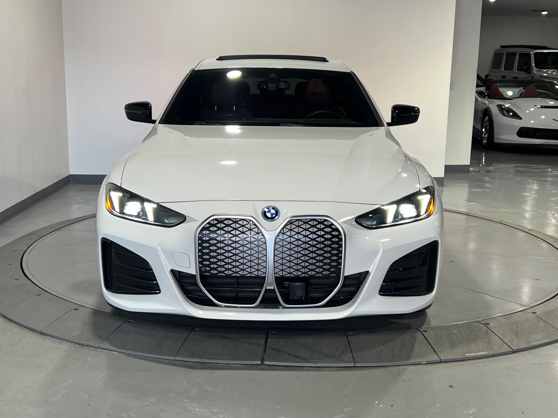 Used 2025 Alpine White BMW i4 xDrive 40 Gran Coupe M-Sport Pkg AWD ...