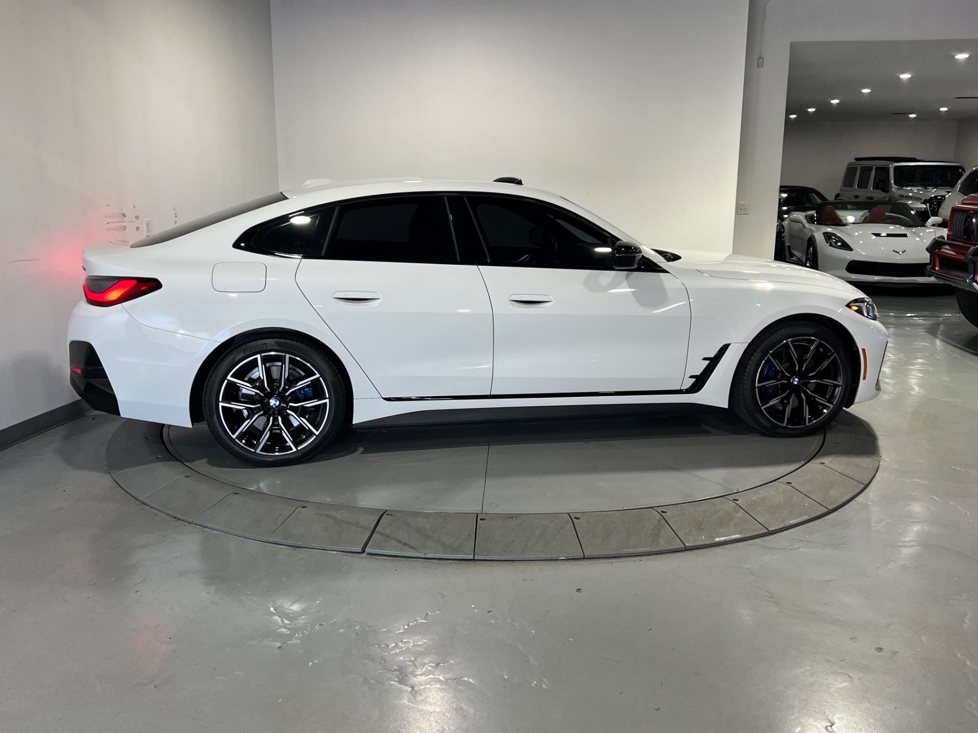 Used 2025 Alpine White BMW i4 xDrive 40 Gran Coupe M-Sport Pkg AWD ...