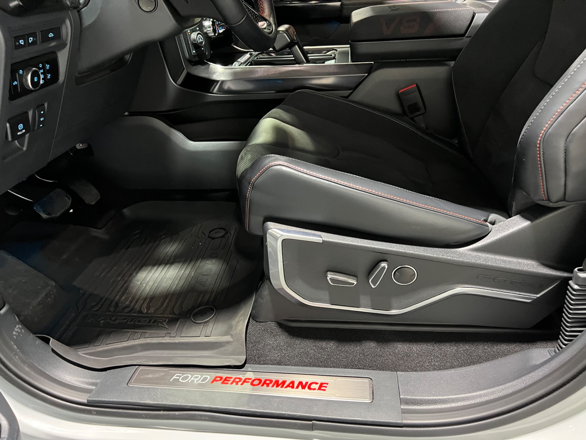 Used 2024 Avalanche Gray Ford F-150 RAPTOR R CREW 4WD 720hp Raptor For ...