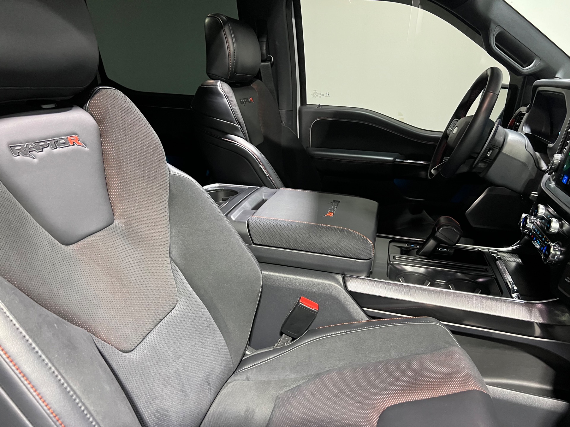 Used 2024 Avalanche Gray Ford F-150 RAPTOR R CREW 4WD 720hp Raptor For ...