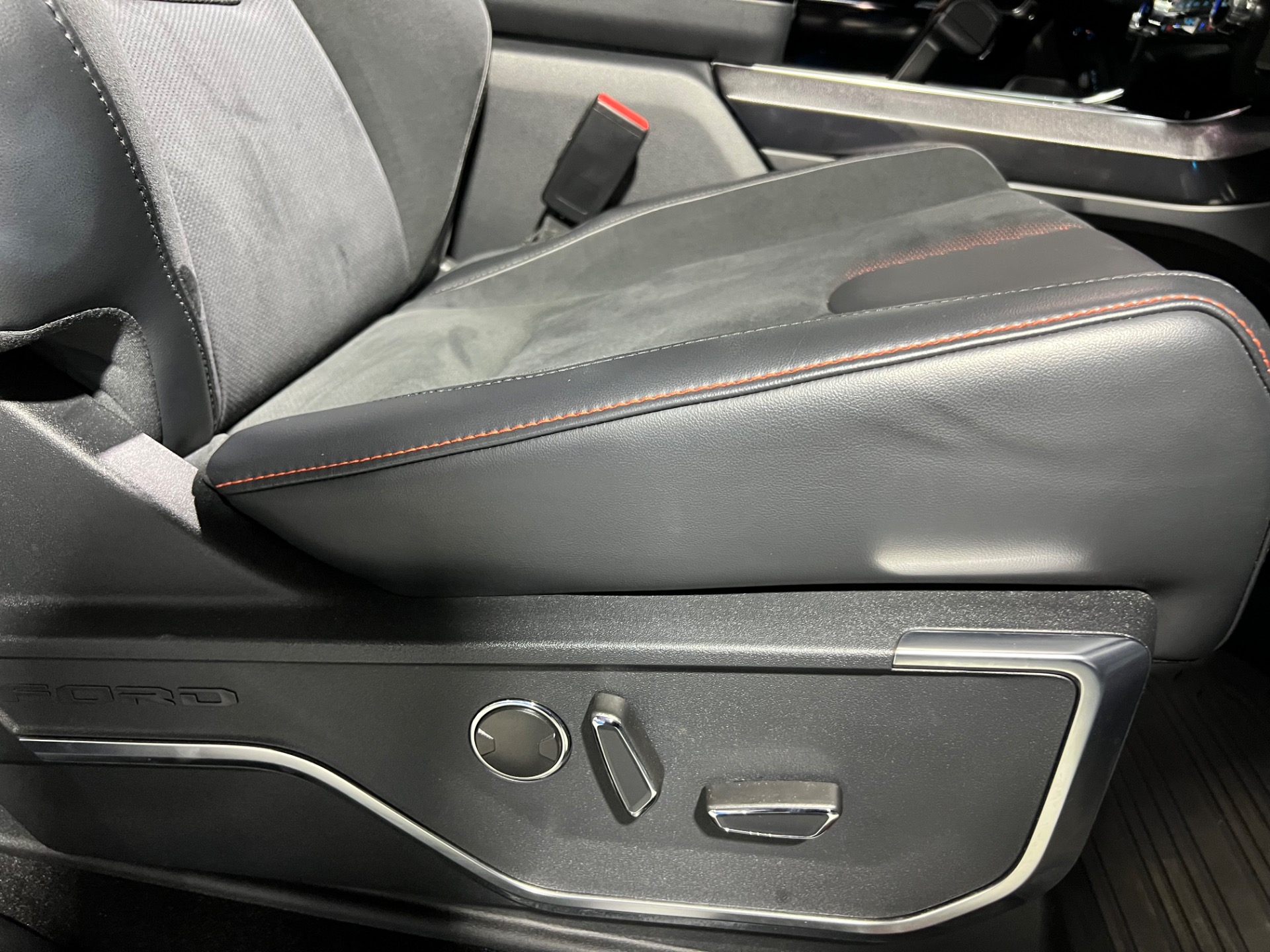 Used 2024 Avalanche Gray Ford F-150 RAPTOR R CREW 4WD 720hp Raptor For ...