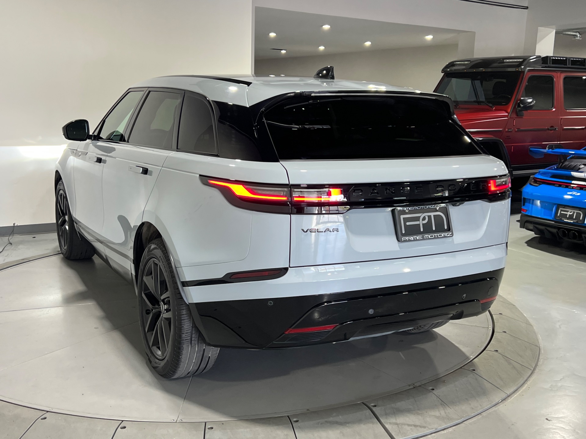 Used 2024 Arroios Grey Metallic Land Rover Range Rover Velar P250 SE ...