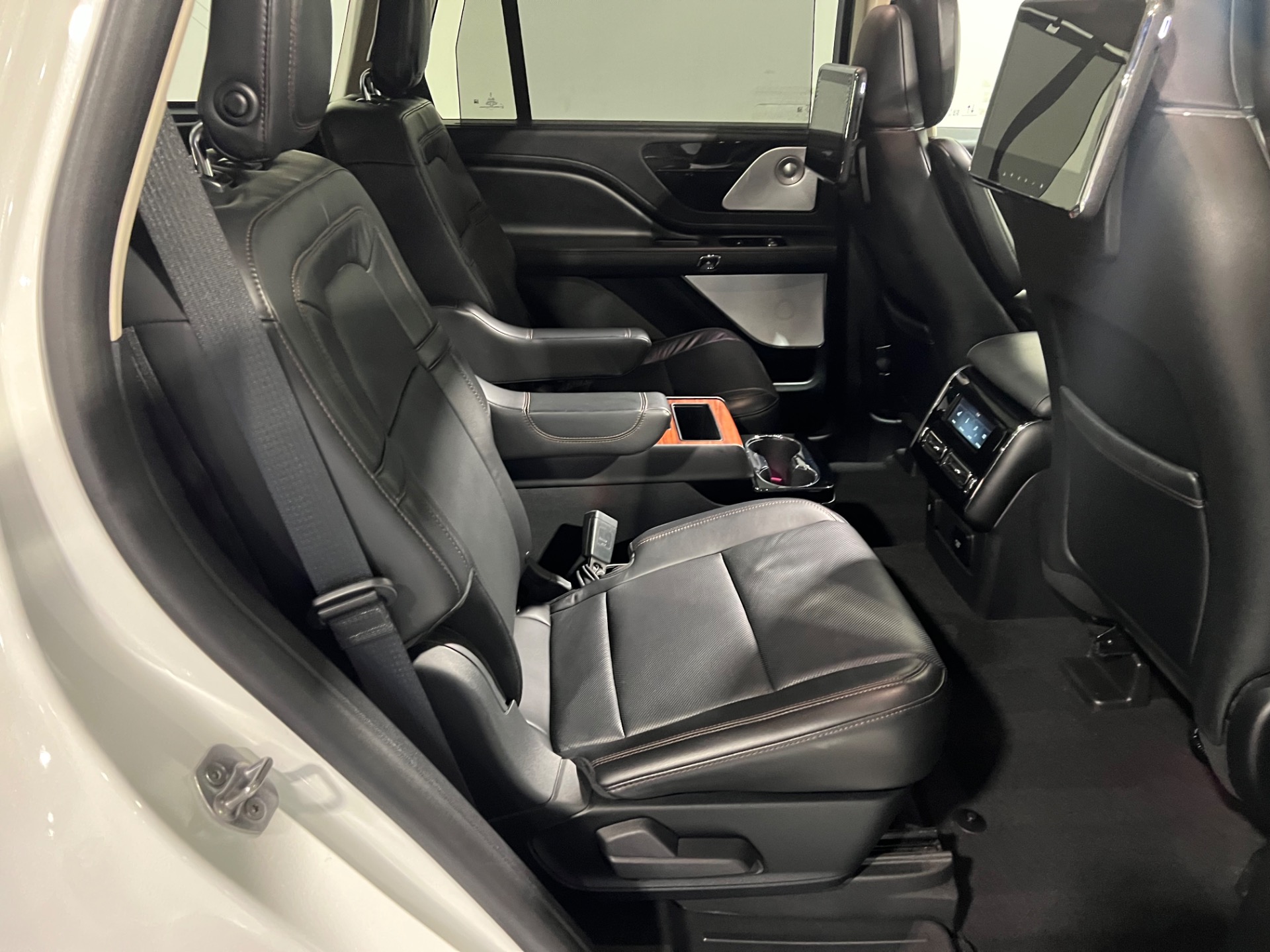 Used 2020 Ceramic Pearl Tri-Coat Lincoln Aviator GRAND TOURING AWD ...