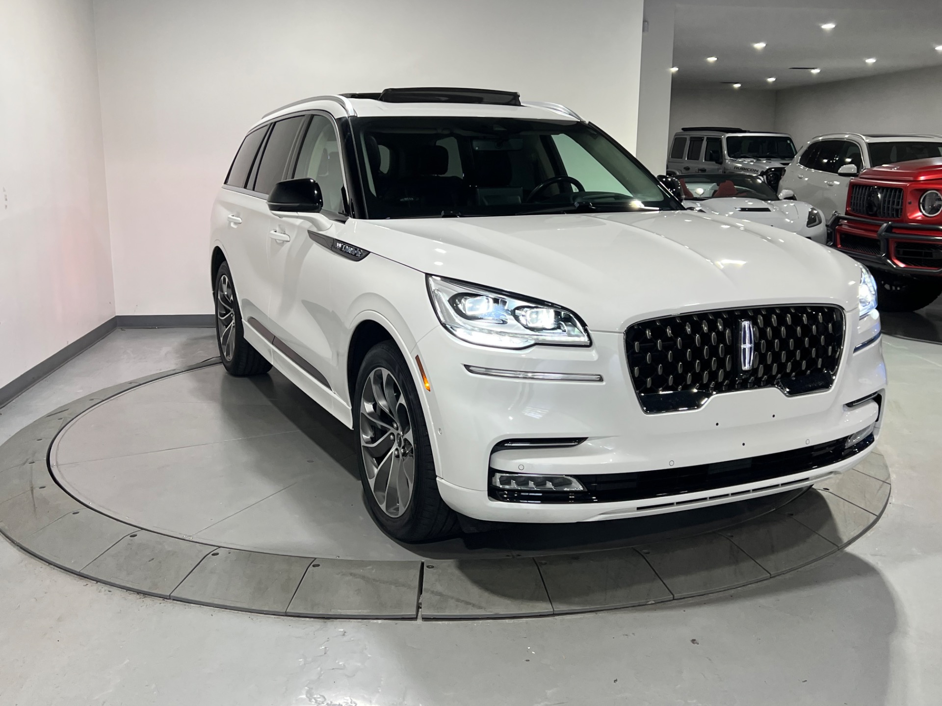Used 2020 Ceramic Pearl Tri-Coat Lincoln Aviator GRAND TOURING AWD ...