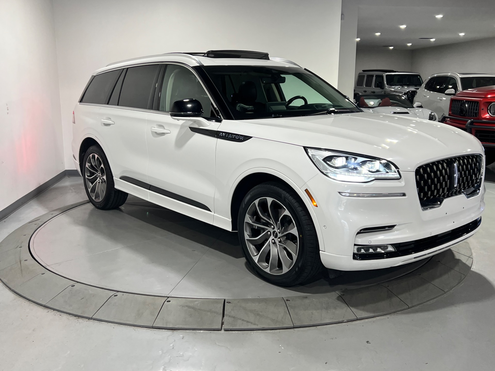 Used 2020 Ceramic Pearl Tri-Coat Lincoln Aviator GRAND TOURING AWD ...