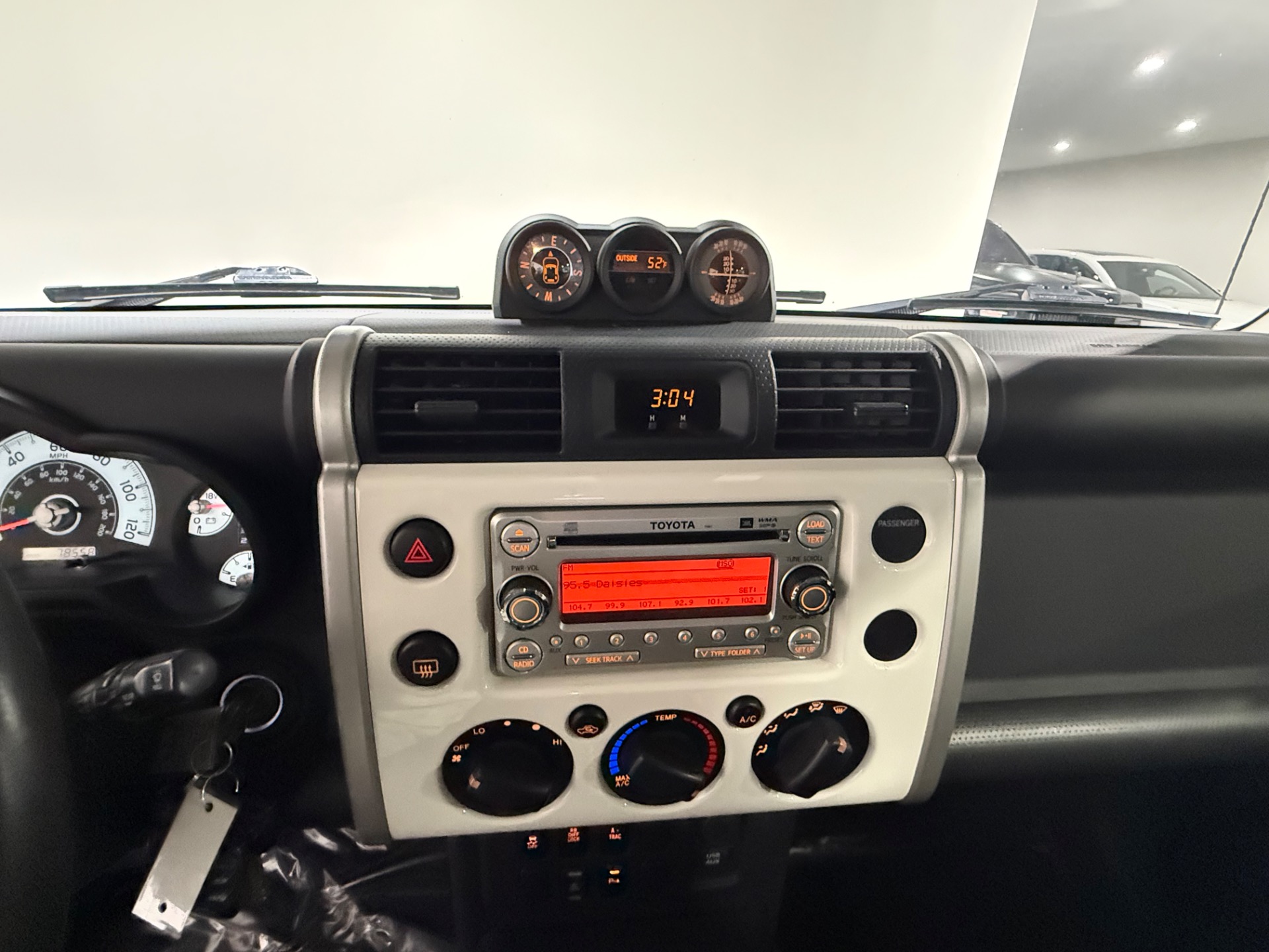 Used 2014 Iceberg Toyota FJ Cruiser 4x4 For Sale (Sold) | Prime Motorz ...