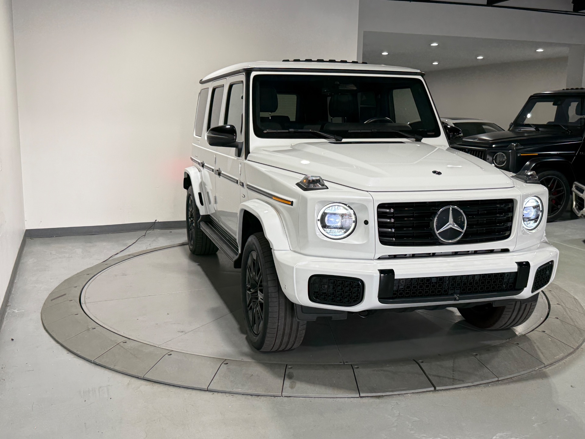 Used 2025 MANUFAKTUR Moonlight White Metallic Mercedes-Benz G-Class 580 ...