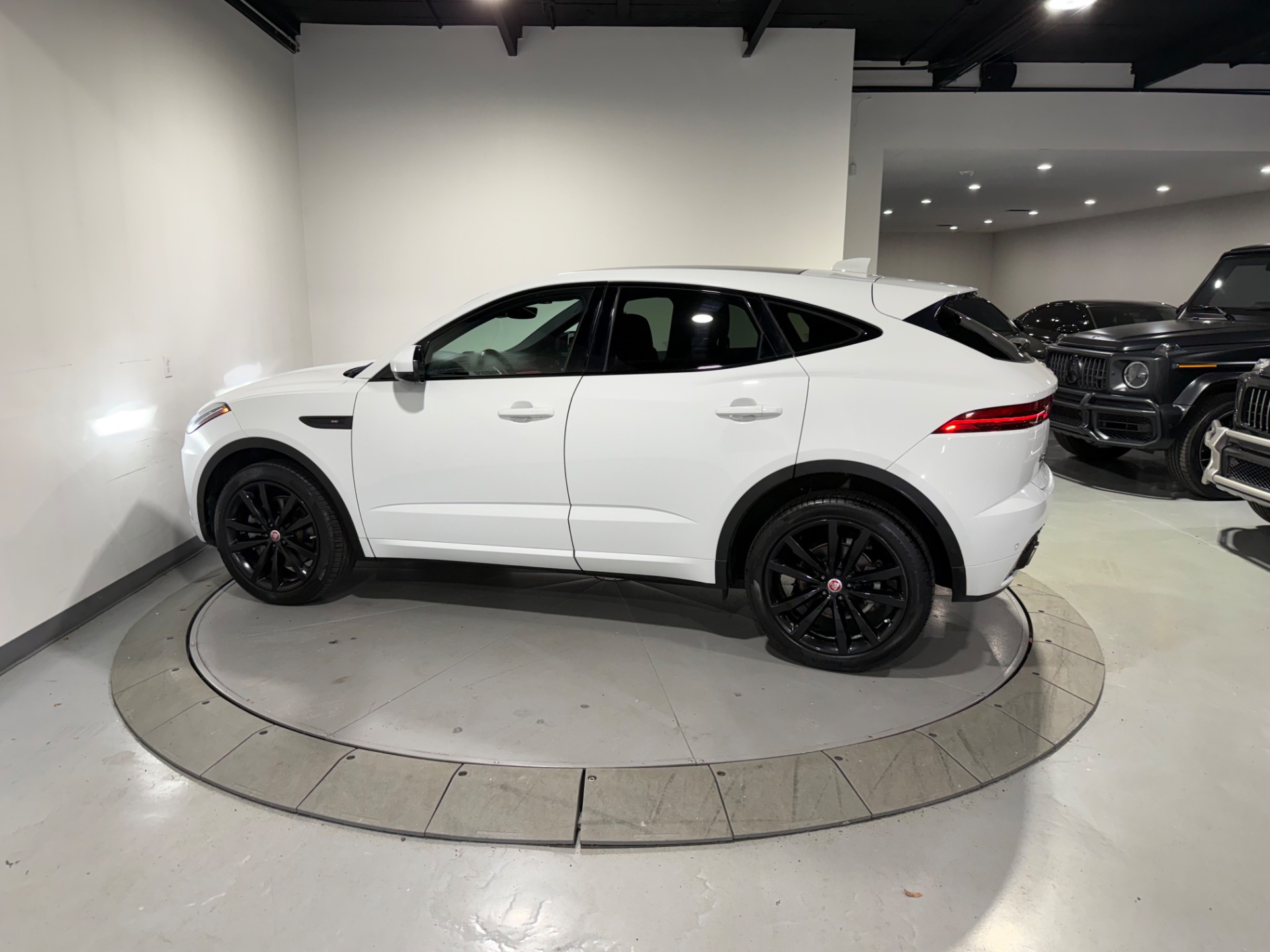 Used 2019 Fuji White Jaguar E-PACE P300 R Dynamic AWD P300 R-Dynamic SE ...