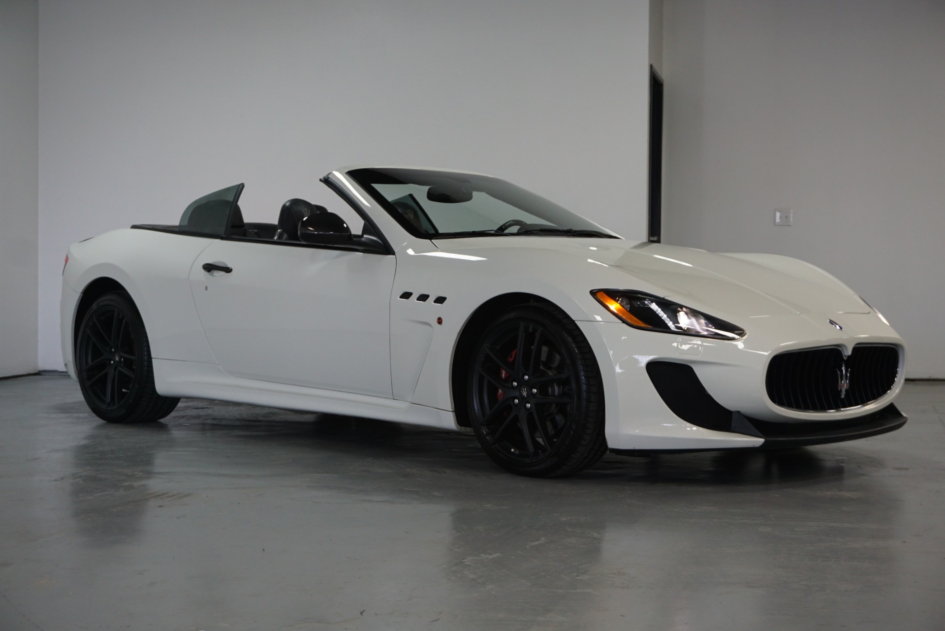 Maserati Granturismo Convertible White