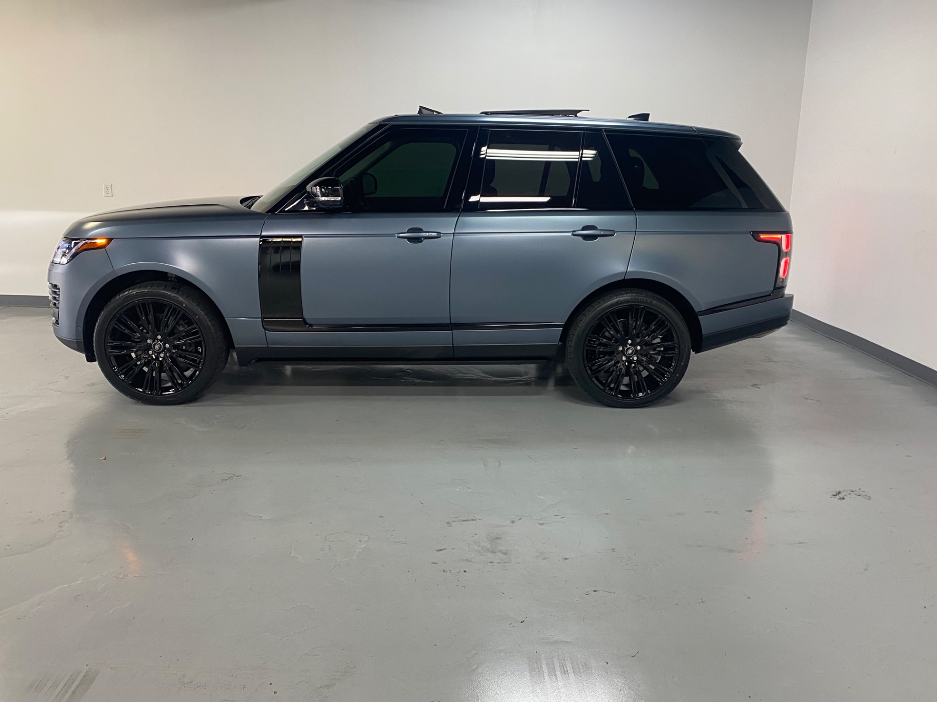 Used 2020 Byron Blue Metallic Land Rover Range Rover HSE AWD FACTORY ...