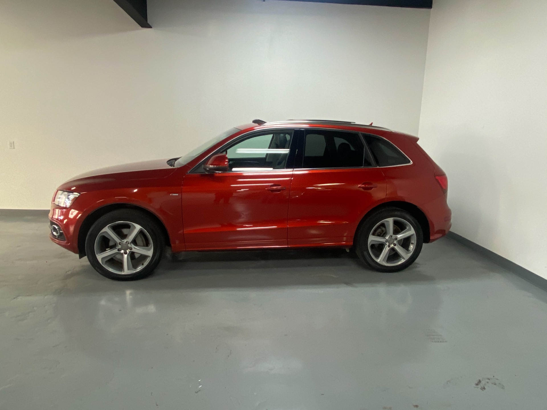 Used 2014 Volcano Red Metallic Audi Q5 PREMIUM PLUS AWD 3.0T quattro ...