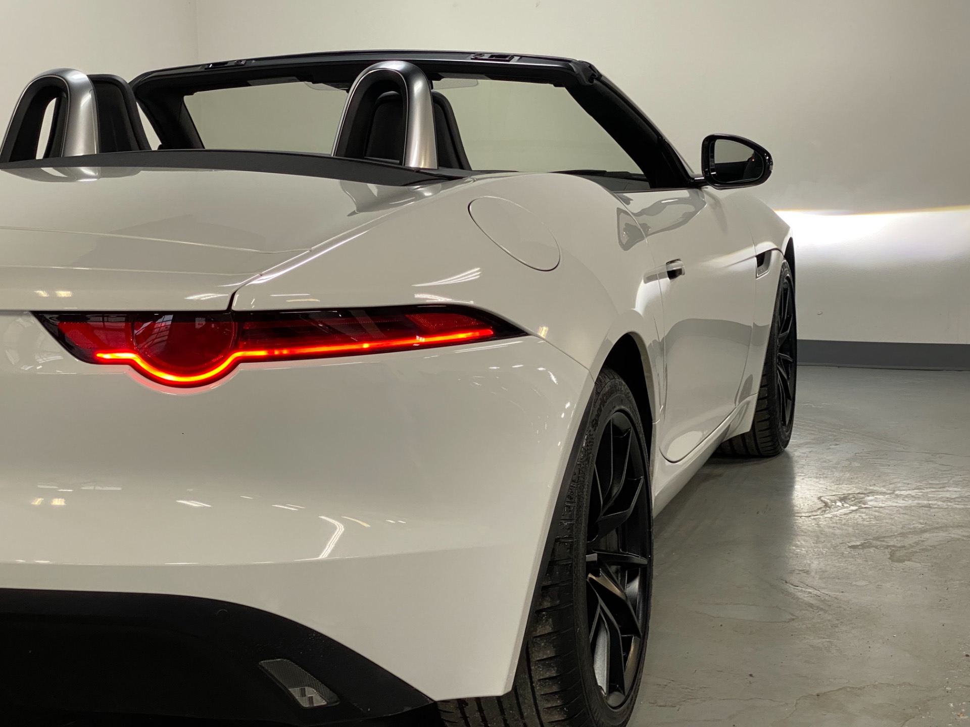 Used 2018 Fuji White Jaguar F-TYPE 2 DOOR CONVERTIBLE 296HP For Sale ...