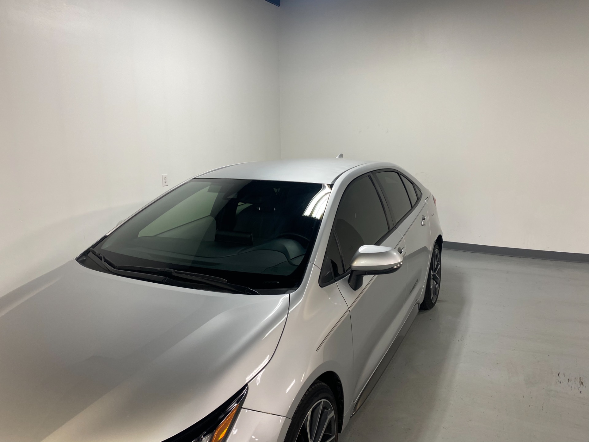 Used 2020 Classic Silver Metallic Toyota Corolla SE SE For Sale (Sold ...