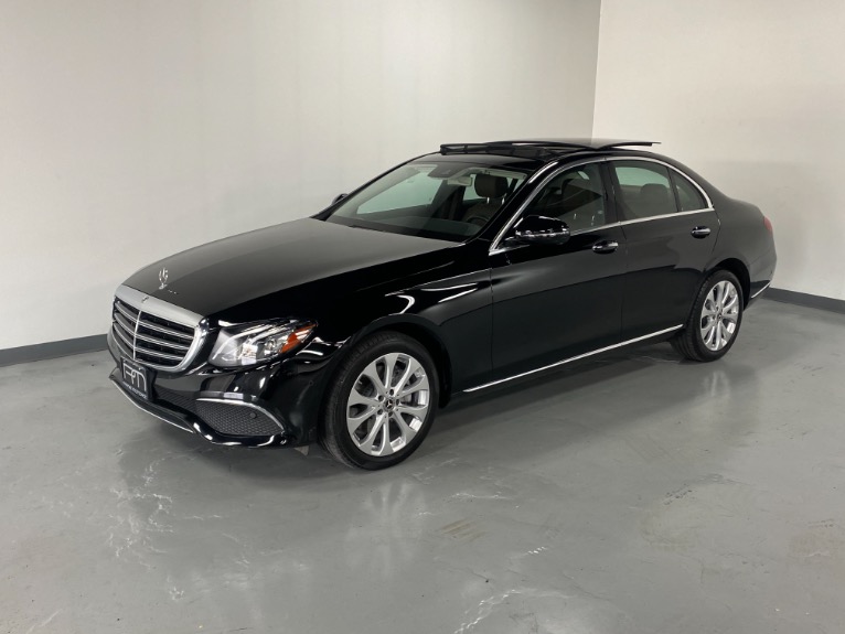 Used 2018 Black Mercedes Benz E Class E300 AWD E 300 4MATIC For Sale used-2018-black-mercedes-benz-e-class-e300-awd-e-300-4matic-for-sale