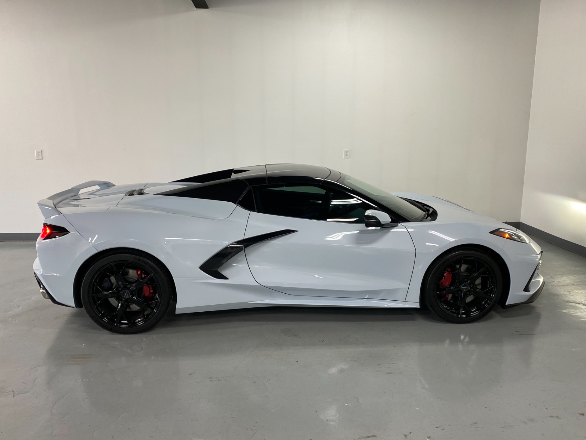 Used 2021 Ceramic Matrix Gray Metallic Chevrolet Corvette CONV/3LT W ...